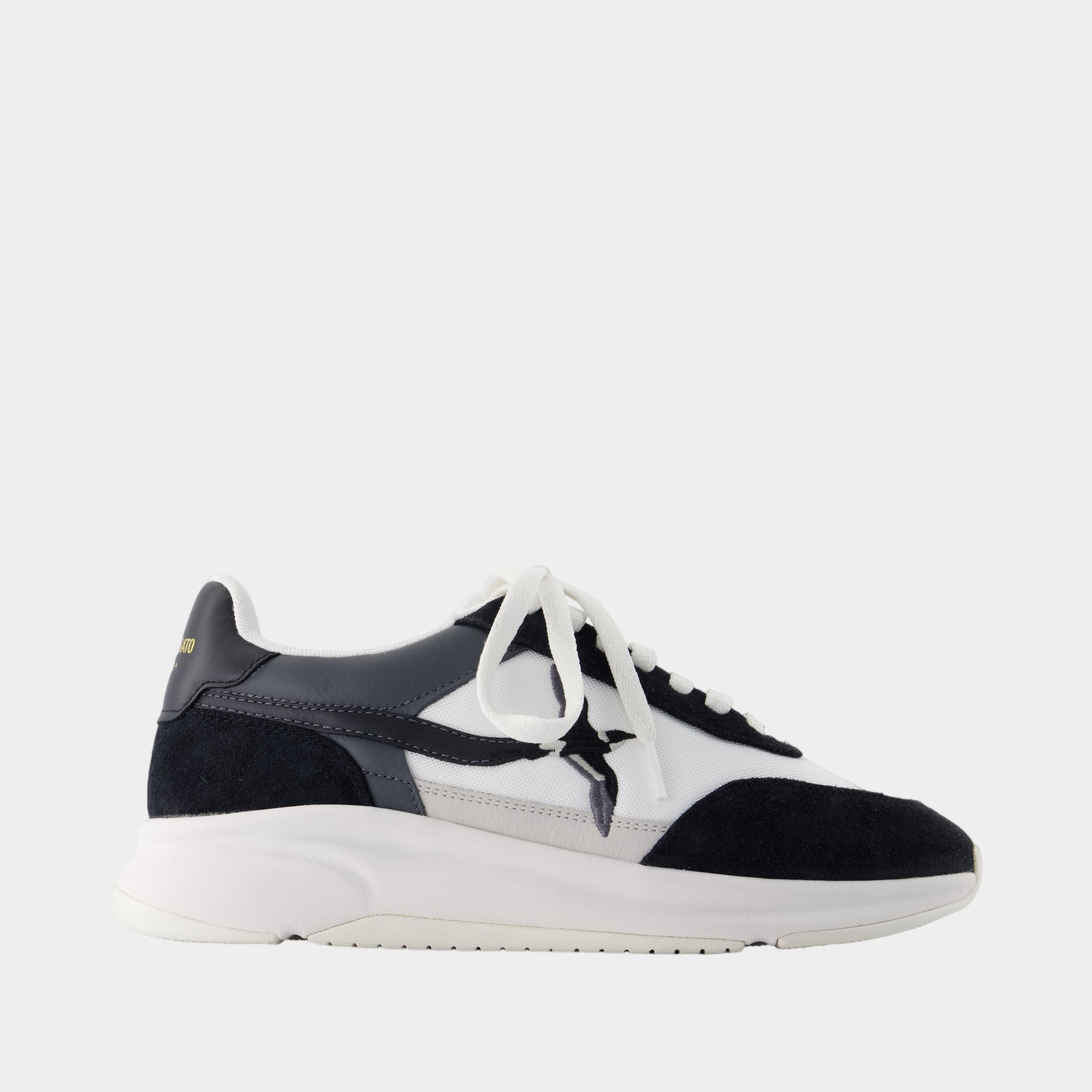 Genesis Neo Bird Sneakers - Axel Arigato - Leather - White/Black
